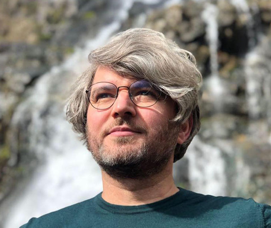 Thinking is not delegated: Who is the author in the age of Artificial ...